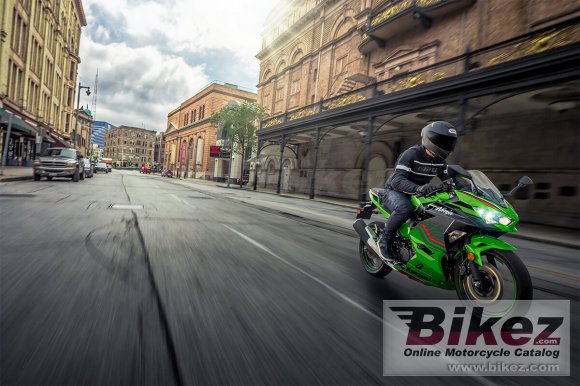 Kawasaki Ninja 400 KRT gallery